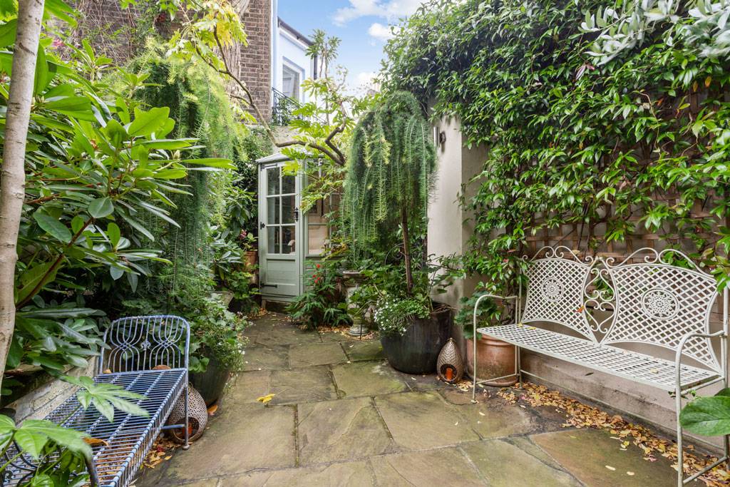 Chalcot Square, NW1 | Jeremy Bass Estate Agents